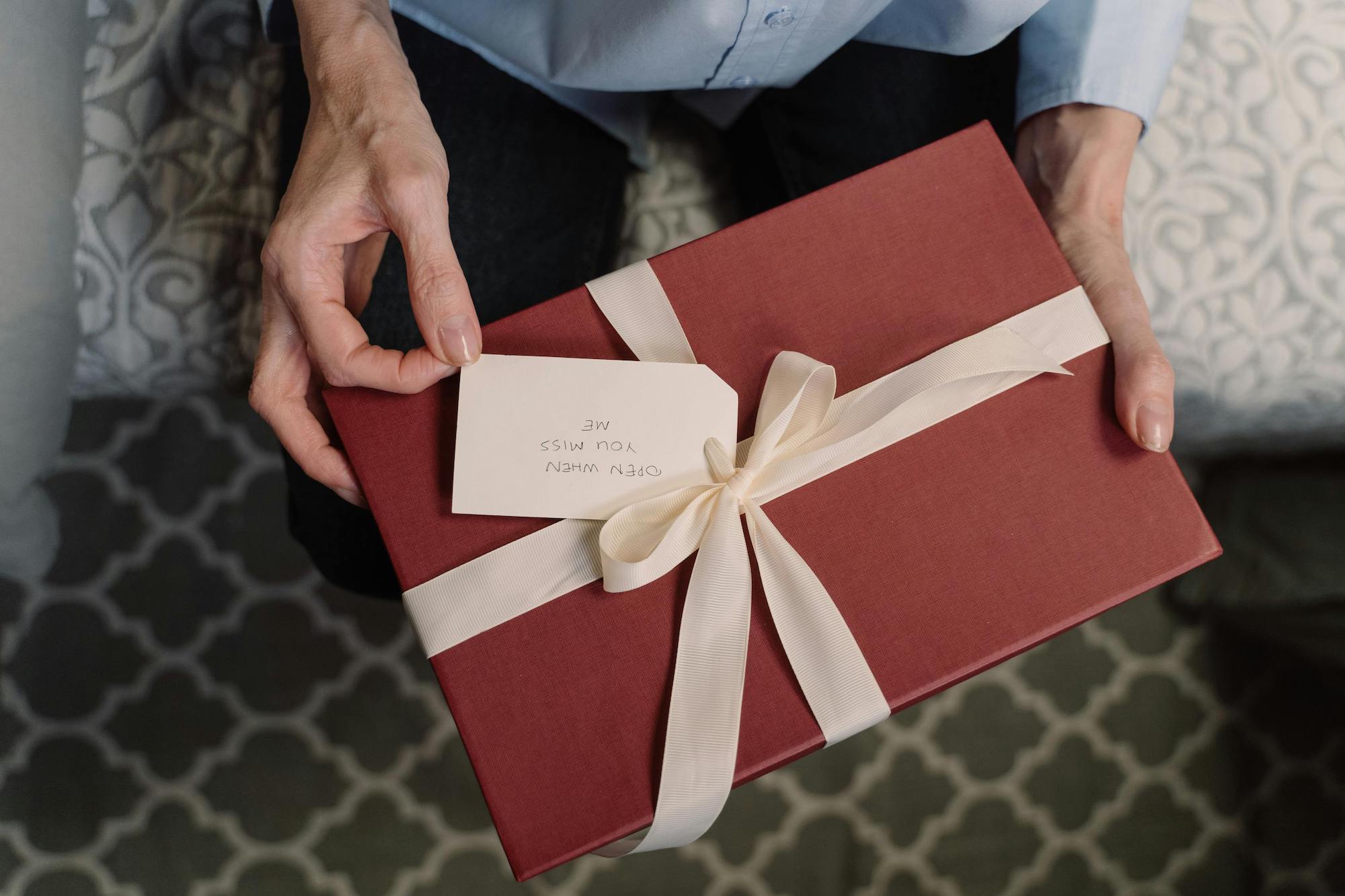 Thoughtful Gifts For Long Distance Family and Friends